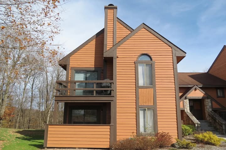 Swiss Mountain Condo @ 7 Springs - Seven Springs, PA