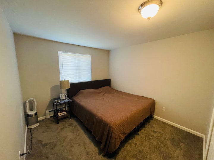 This Beautiful Rochester Condo! - Lake Orion, MI