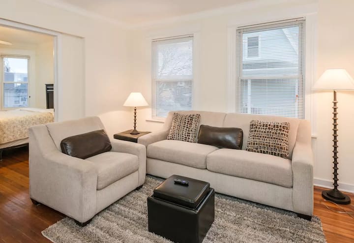 Whole,spacious,home3br$long-stay-discountno Fees! - Bridgeport