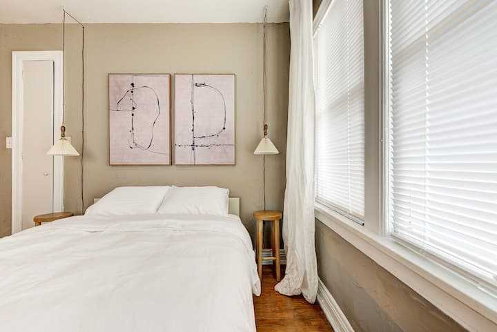 Walkable | Plaza | 10 Mins To Downtown - Automobile Alley - Oklahoma City
