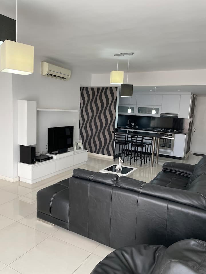 Caracas Espectacular Moderno Y Con Piscina - Caracas