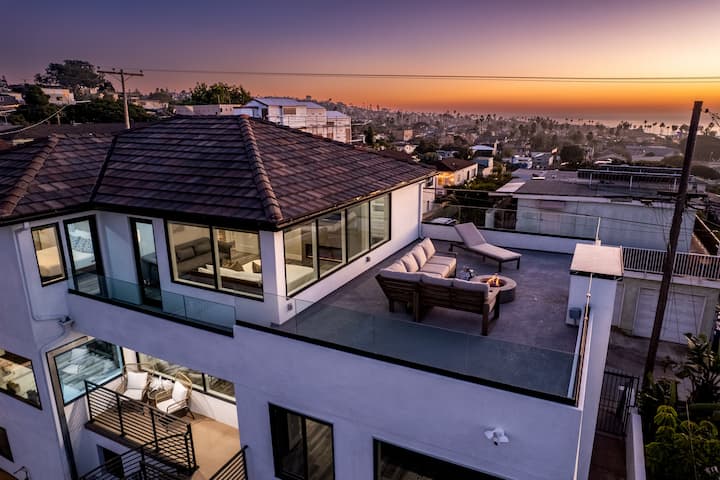 Luxury Home W/ 300° Views - 4 King Beds- Sleeps 16 - Mission Beach - San Diego