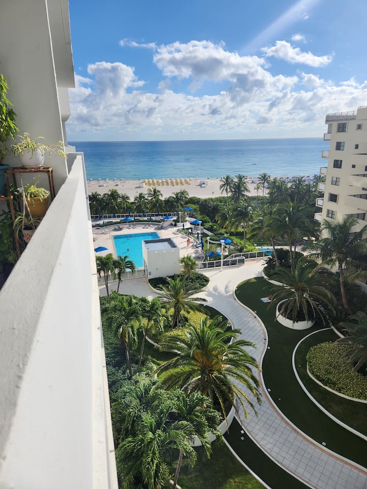 Large Studio Right On The South Beach! - Miami Beach
