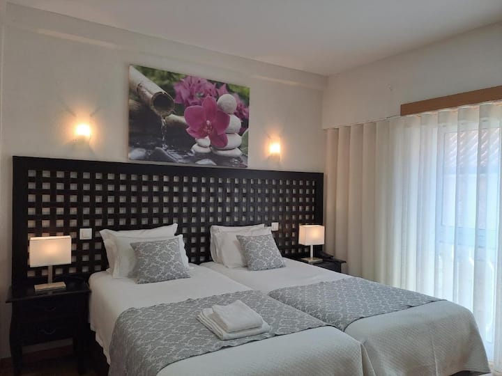 Hotel Square Quarto Twin - Castelo
