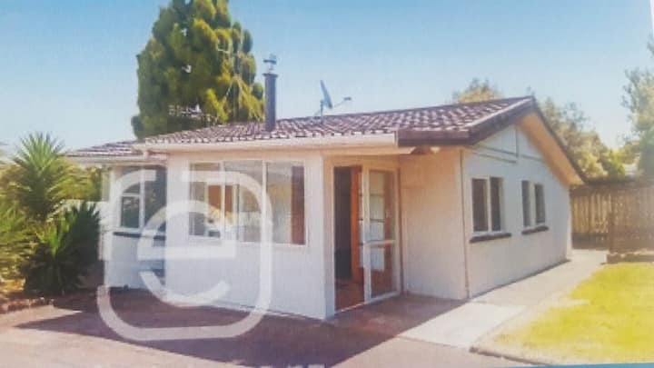 Character 3 Bedroom Home - Tauranga