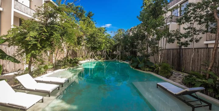 Spacious 2 Bedroom Palalma La Veleta- Big Pool - Tulum