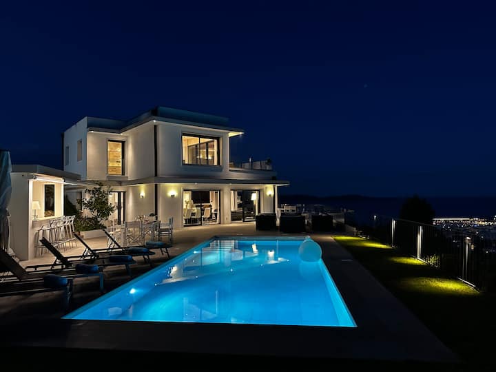 Cavalaire Magnifique Villa 5 Chambres Vue Mer - Cavalaire-sur-Mer