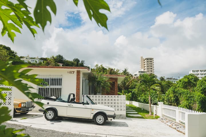 Mid-century Style Home｜2 Bedroom｜near Rycom Mall - Okinawa