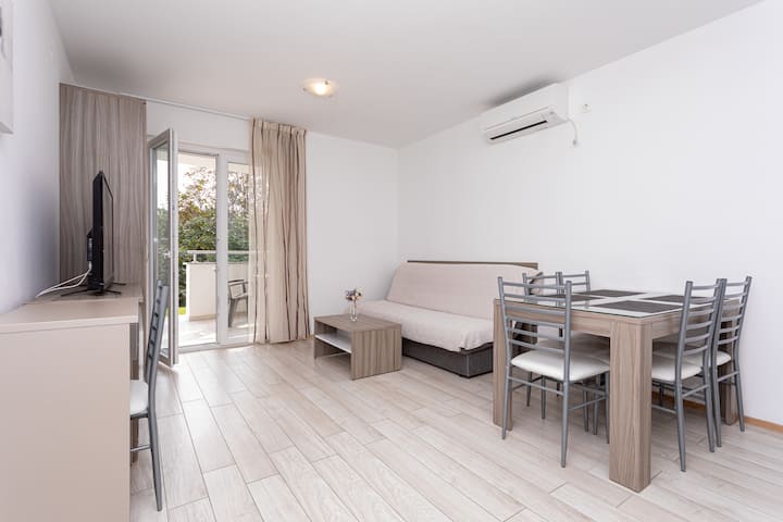 Apartment With Terrace Crnekovic Vi (L3) - Baška