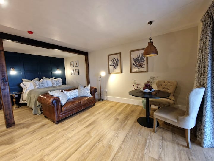 Rum Accessible Studio Apartment With Hot Tub - Mallaig