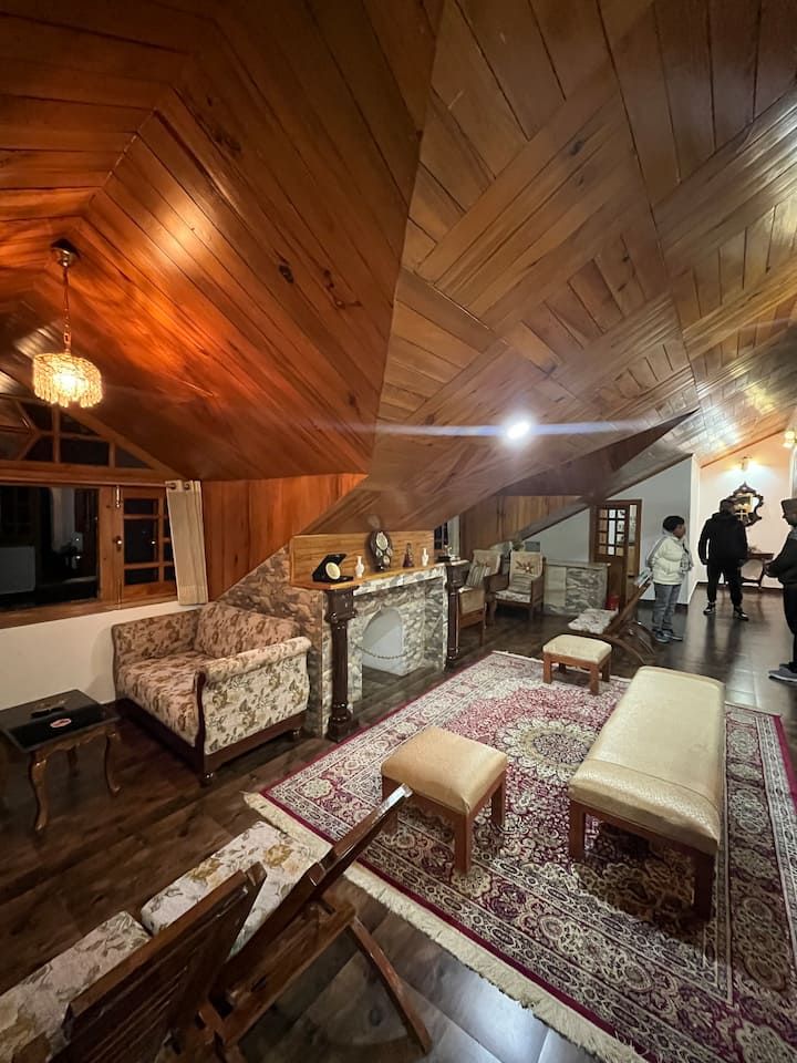 The Luxurious Etic - Dalhousie