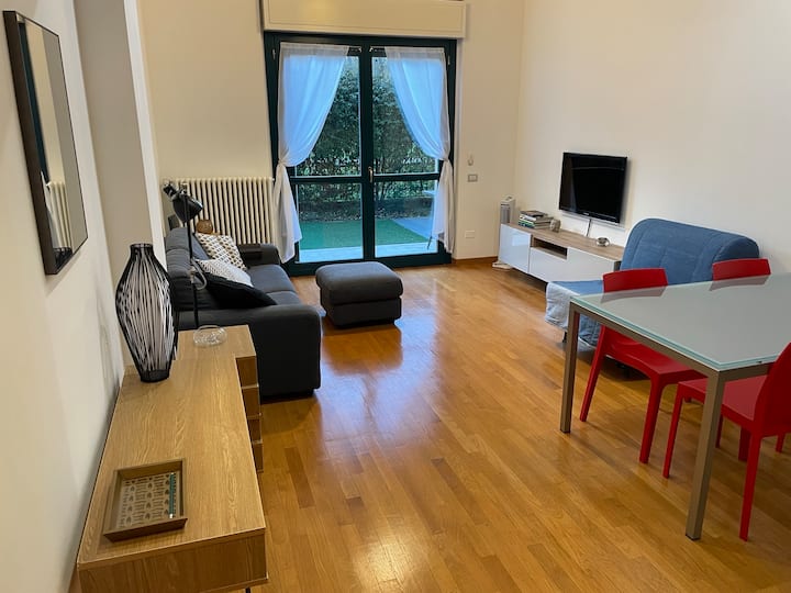 Ampio E Tranquillo Bilocale - Bergamo Centro - Bergamo