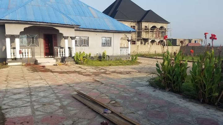 Cozy House In Freetown, Sierra Leone - Sierra Leone