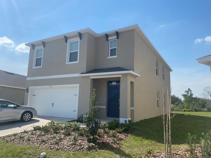 Home In Davenport 30 Min From Parks /Sleeps 10 Ppl - Davenport, FL