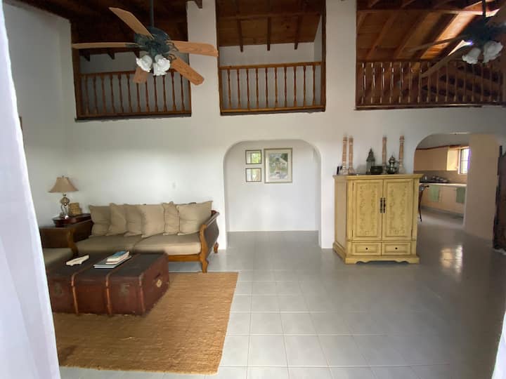 Home & Apartment At Lions Rock - Anguilla