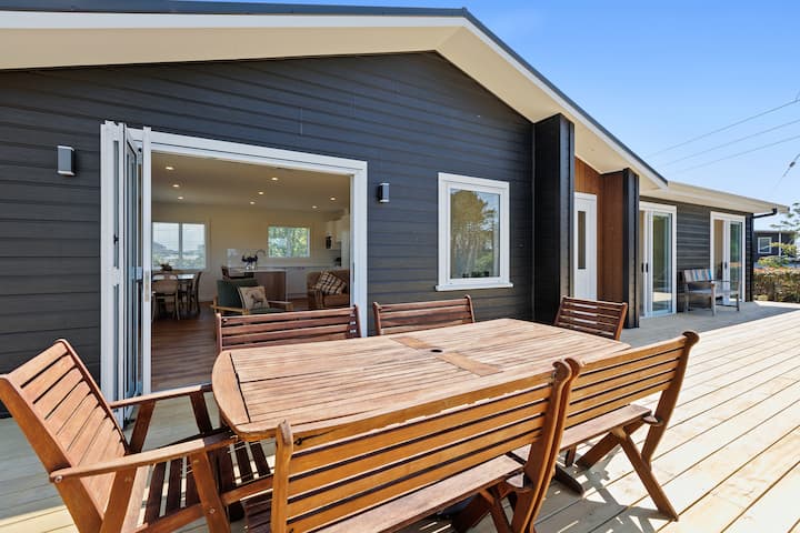 Oakura River Bungalow - Taranaki