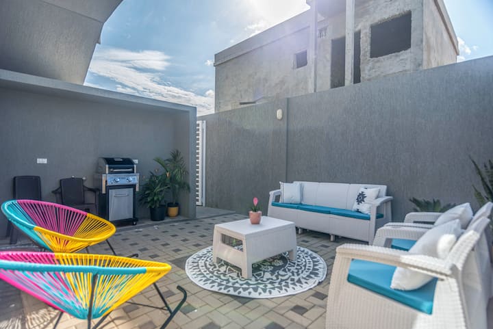New! 5 Min Drive To Eagle Beach. King & Bbq - Aruba