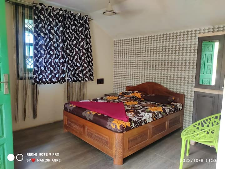 Familyroom Nonac|aladdin Resort - Guhagar