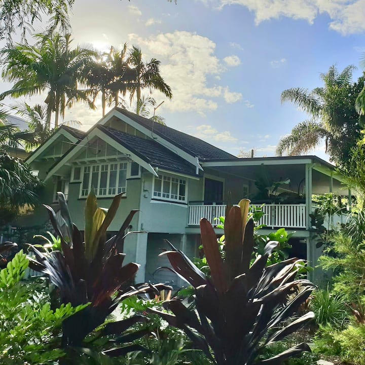 Private Guest Rooms In Garden Sanctuary - Brisbane