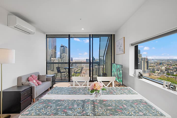 2b2b Flagstaff Garden Sky-line City & Bay View - Melbourne