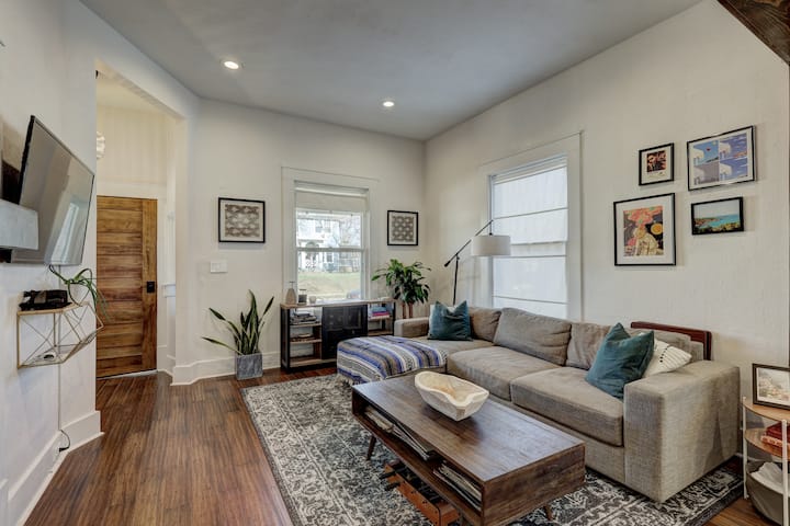 Owen Bungalow • Vinyl Lounge • Uptown & Paseo Okc - Oklahoma City