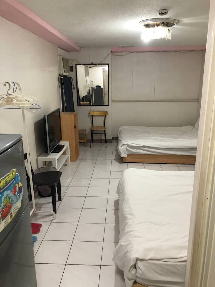 Ximen Station Walk 2min Quiet Safety Elevator - Taipei City