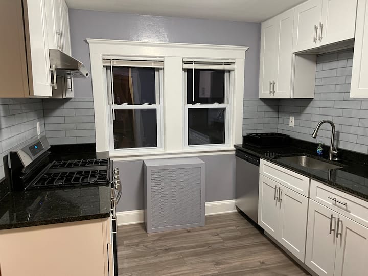 Two Bedroom Apartment, Renovated In 2023 - Quincy, MA