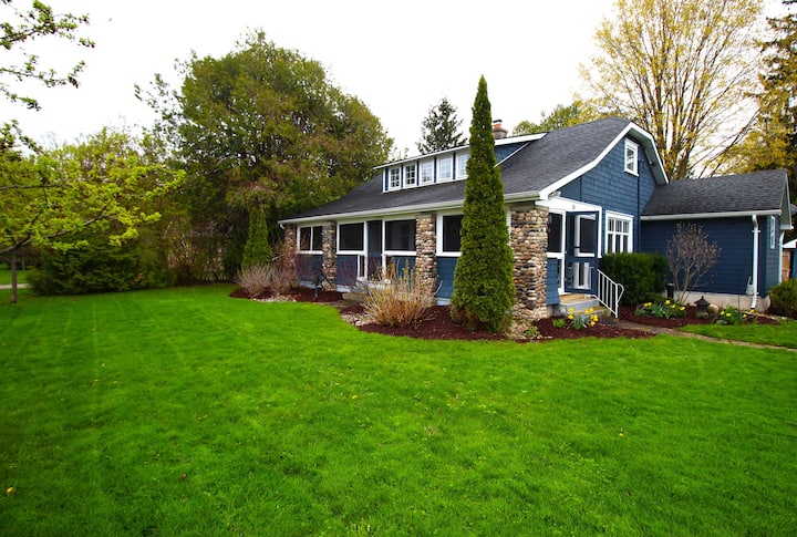 Historic Holley Lodge In Bayfield - Bayfield