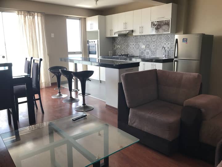 Dpto Tipo Pent House,cerca Al Golf La Mejor Zona - Trujillo, Peru