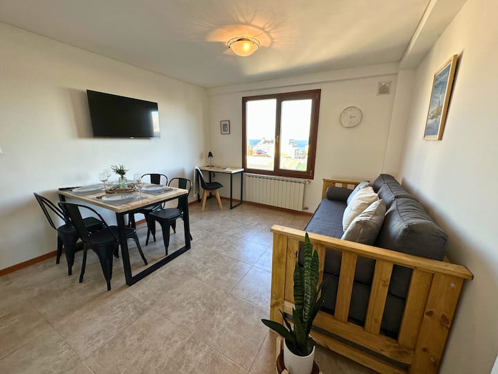 Excelente Ubicación En Ushuaia, Vistas A La Bahía! - Ushuaia