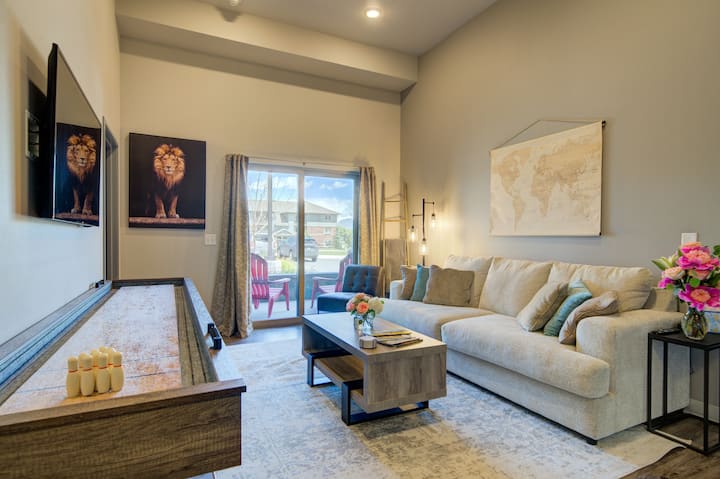 New Lion’s Den | King Bed | Walk To Msu - Bozeman, MT