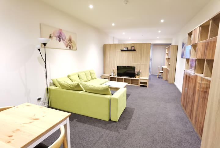 Cbd Exquisite Cityscape Retreat With Parking #4 - The University of Adelaide