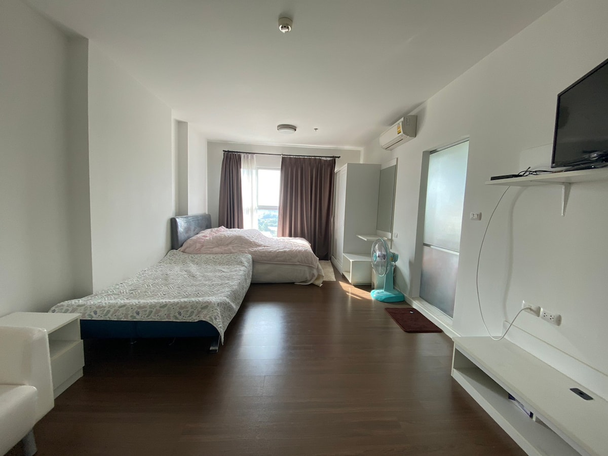 Condominium Ban Kieng Fah, 10e étage - Appartements à louer à Tambon ...