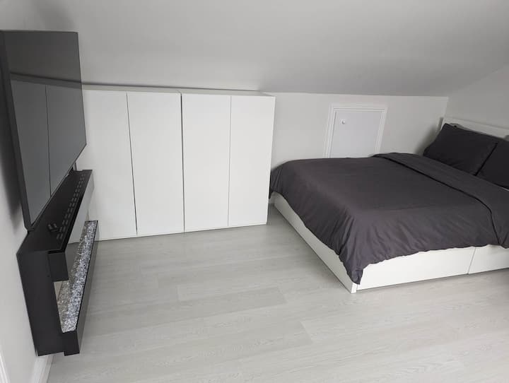 Large Room With Fireplace (Private Bathroom) - Celbridge