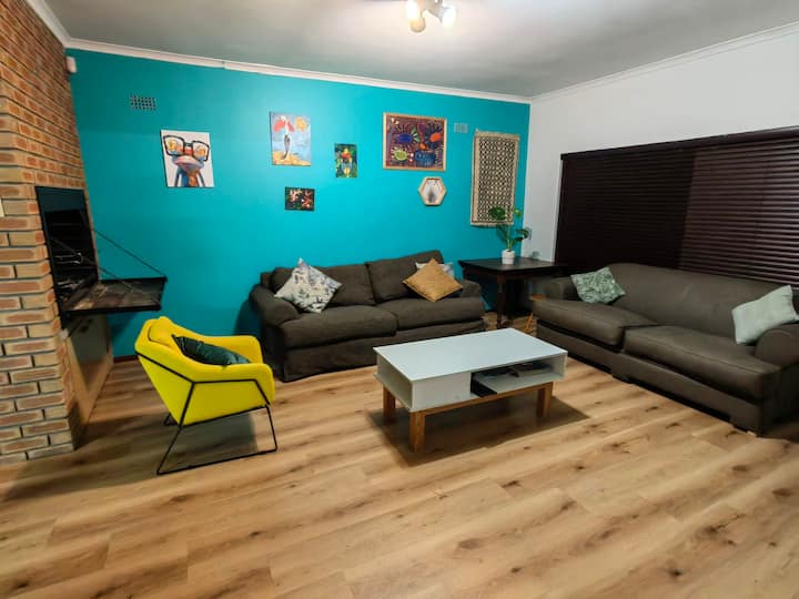 Family Home In Panorama - Cape Town