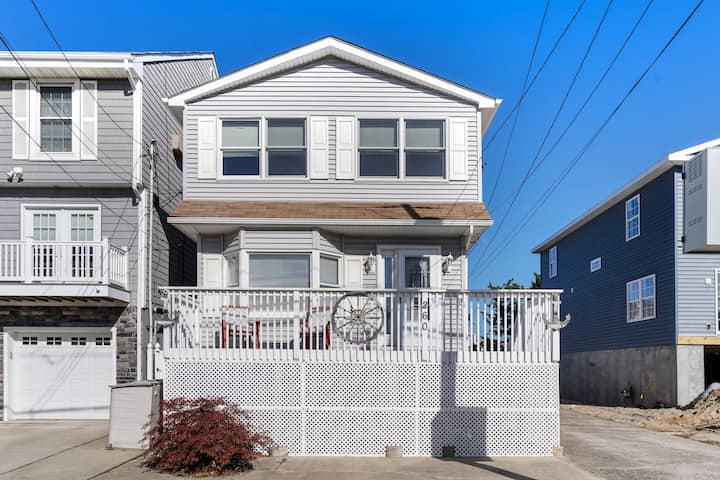 Large Beach House In Seaside Height! Beach Badges - Seaside Heights, NJ