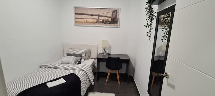 Habitación Centro De Madrid - 馬德里