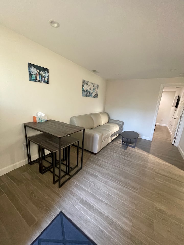 Ed’s Sweet Home - Visitacion Valley - San Francisco