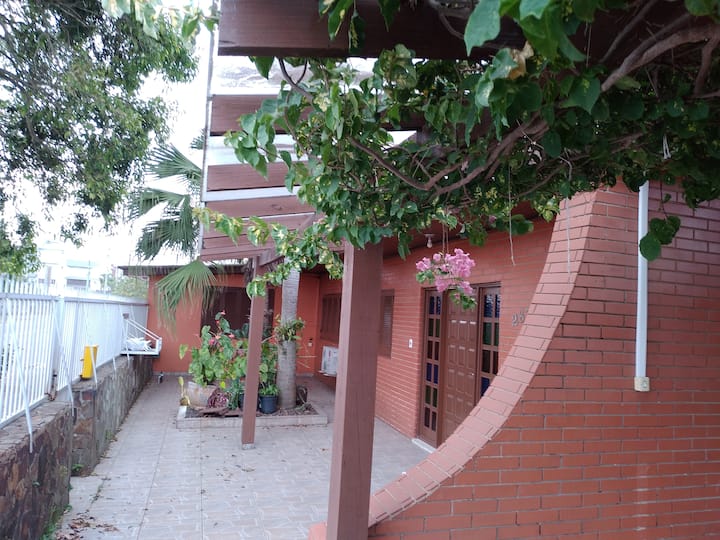 Venha Descansar Na Praia. Laser Em Torres. - Torres, Brasil