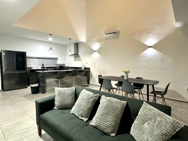 Modern 2br W/pool In Peaceful Montebello, Merida - Mérida