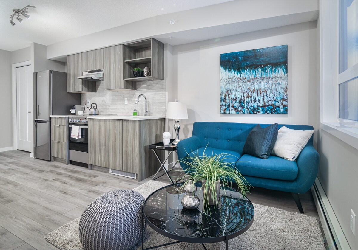 Downtown, Calgary Apartment Vacation Rentals - Calgary, Canada | Airbnb