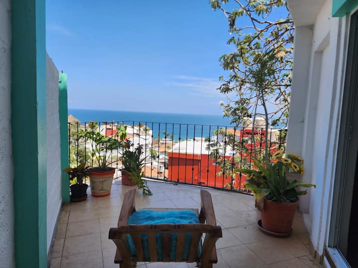 #8 Ocean View Terrace 2 Bed 4 Blocks Malecon/beach - Puerto Vallarta