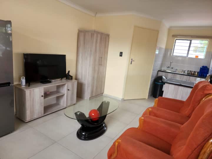 Standard Suite 7 - 4th Avenue - Rustenburg