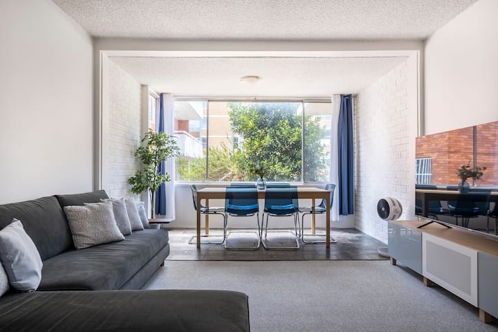 Escape To The Beach@ Coogee 2 Bdrms- Best Location - Randwick