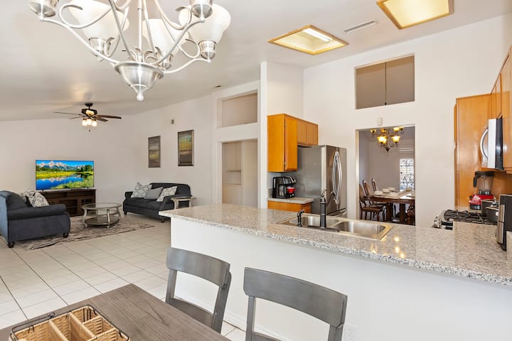 Spacious 3br In Peaceful Vv Area - Victorville, CA