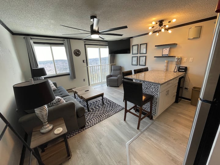 1br - Ski In/out @ Snowshoe W/ New Private Balcony - Snowshoe Mountain Resort, WV
