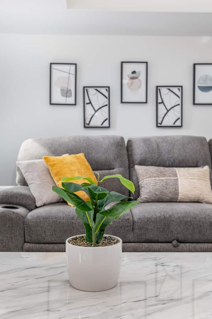 Downtown Loft Apartment Close To Xl Center - Glastonbury, CT