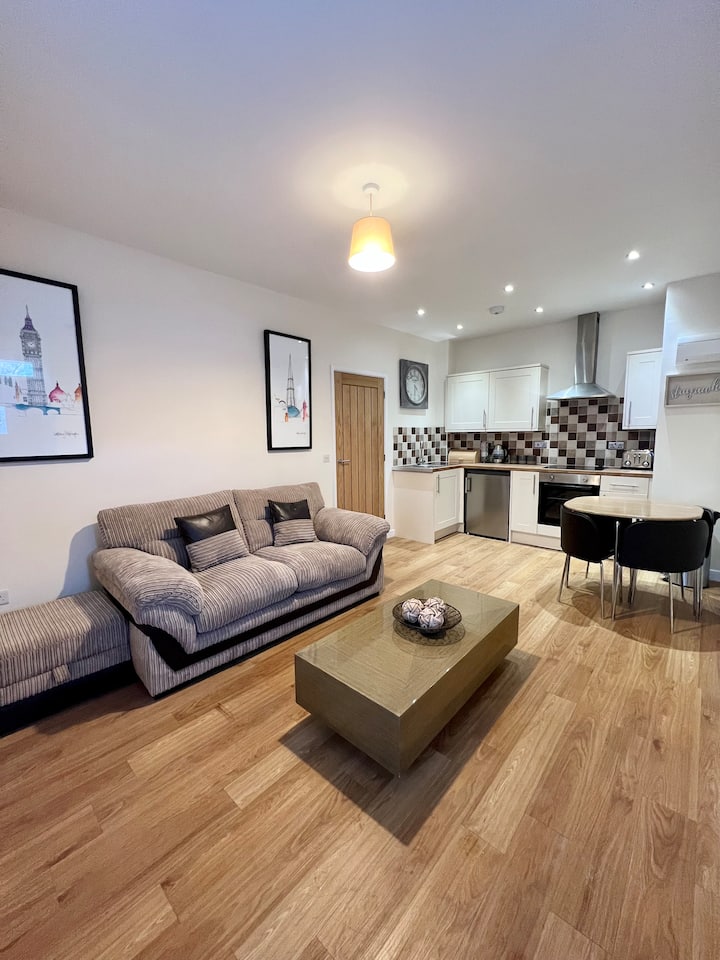 One Bedroom Apartment In Bangor - Bangor
