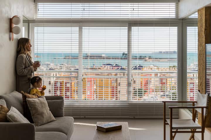 Completely Renovated With Seaviews And Pool - Torrevieja