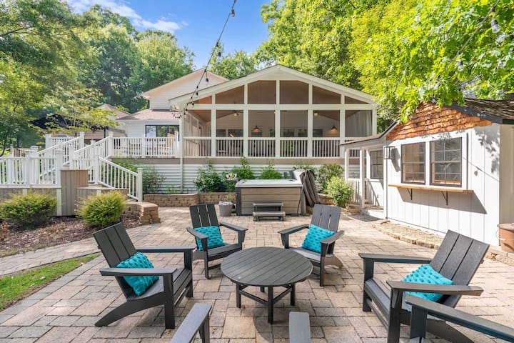 License To Chill: Family & Friends Lakefront Bliss - Lake Norman, NC